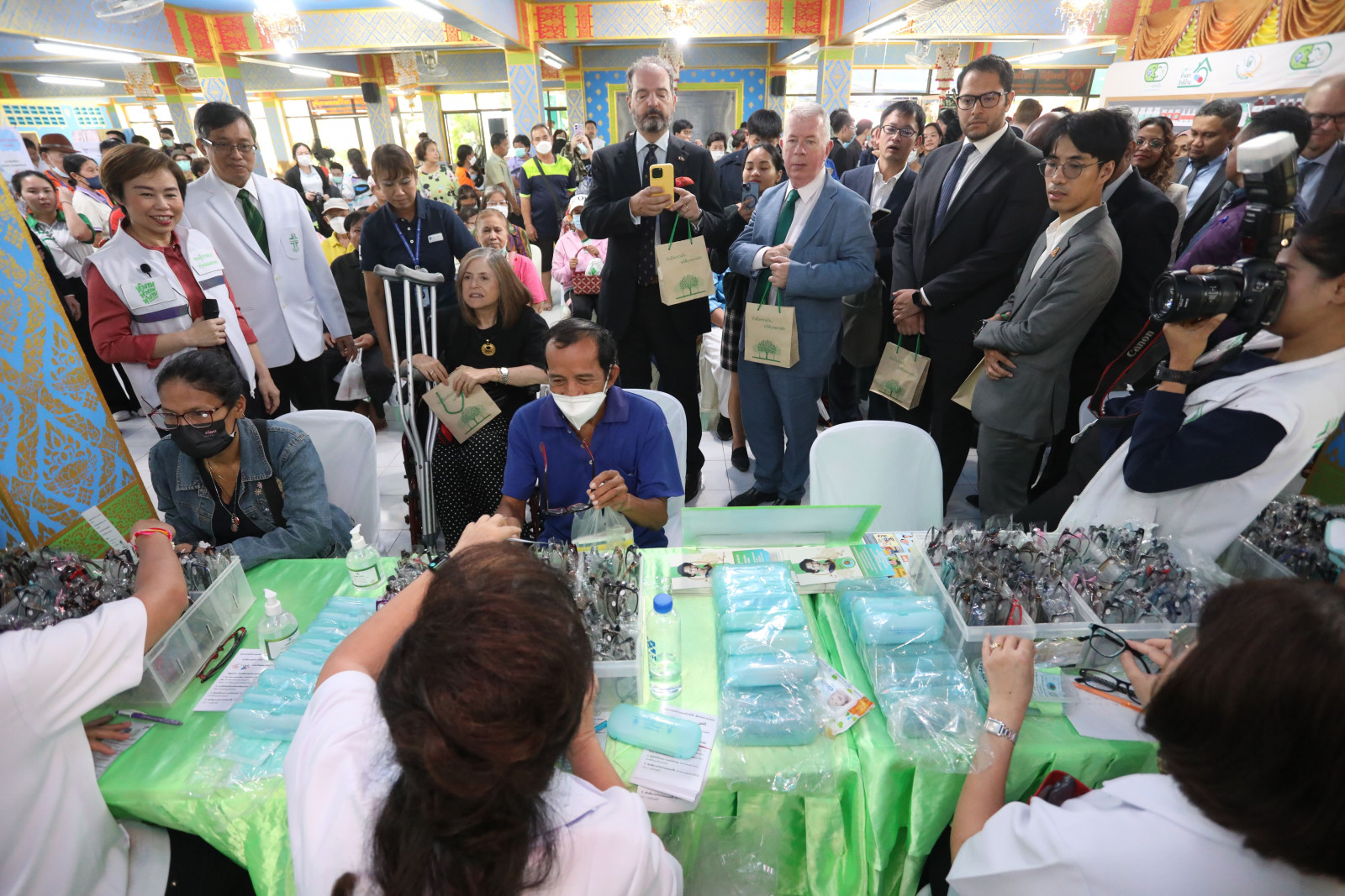 Thailand joins forces with 45 embassies to celebrate UHC Day 2023