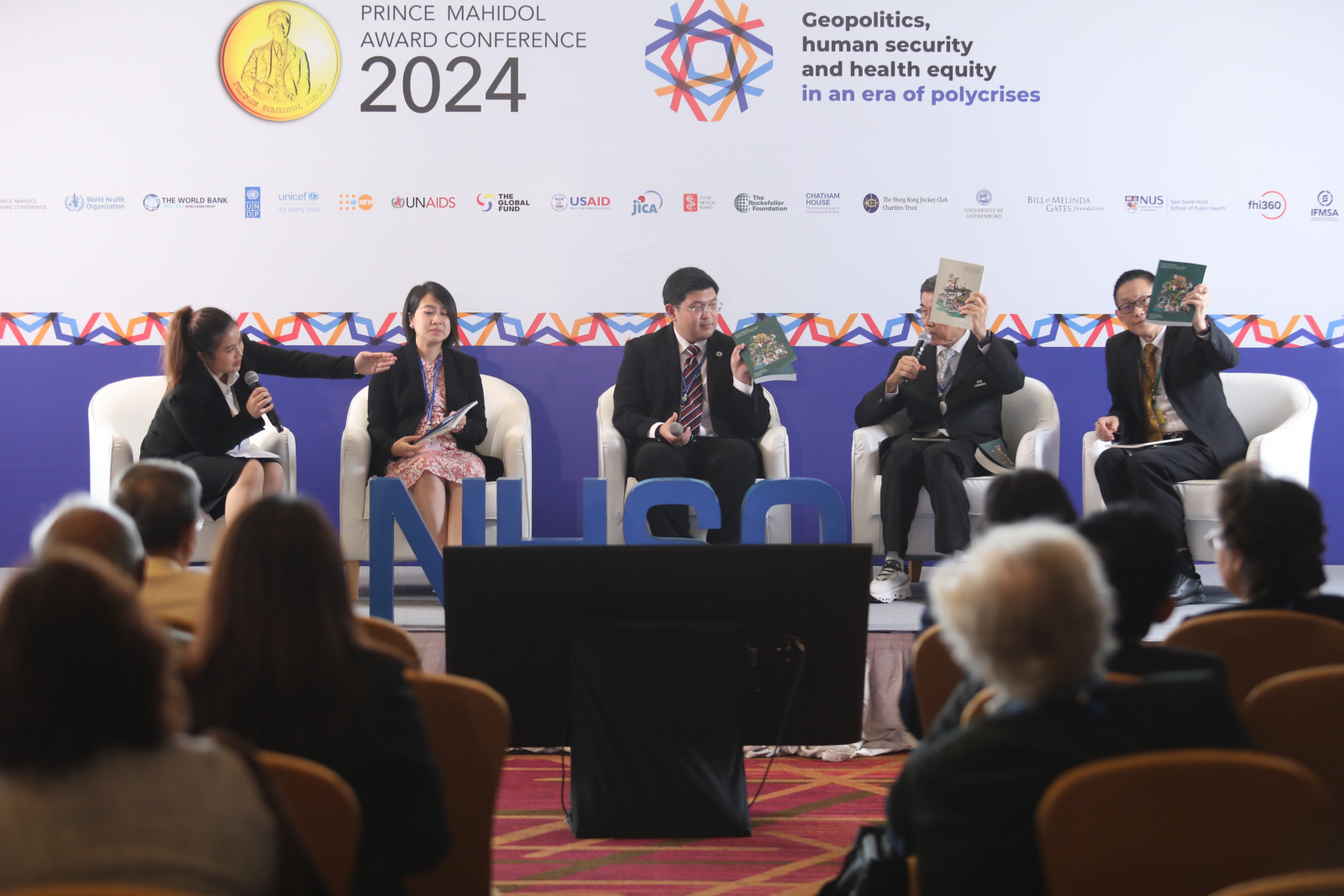 Launch of two new books unveiling the birth of UHC